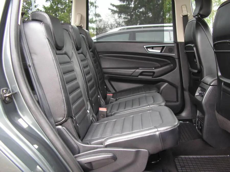 Pelēks Ford Galaxy 2017 Sigulda, ar dzinēja tilpumu 2.00 L un nobraukumu 225 tūkst. km par 14350 €, foto 29 vietnē AUTOMOTO.COM.LV