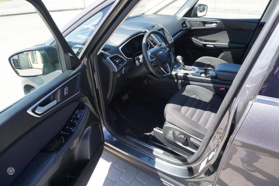 Pelēks Ford Galaxy 2017 Klaipėda, ar dzinēja tilpumu 2.00 L un nobraukumu 315 tūkst. km par 7900 €, foto 6 vietnē AUTOMOTO.COM.LV