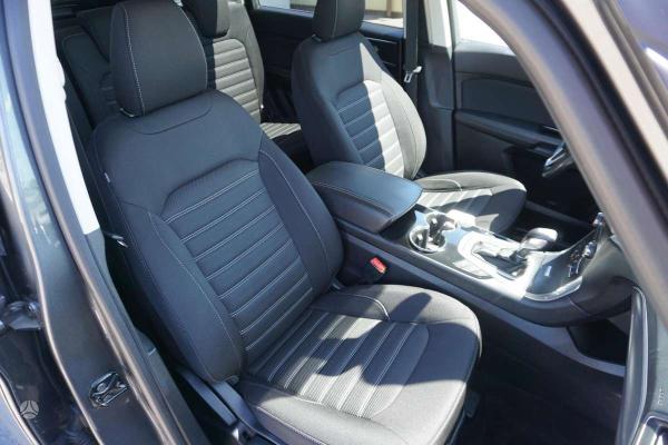 Pelēks Ford Galaxy 2017 Klaipėda, ar dzinēja tilpumu 2.00 L un nobraukumu 315 tūkst. km par 7900 €, foto 10 vietnē AUTOMOTO.COM.LV