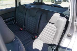 Pelēks Ford Galaxy 2017 Klaipėda, ar dzinēja tilpumu 2.00 L un nobraukumu 315 tūkst. km par 7900 €, foto 16 vietnē AUTOMOTO.COM.LV
