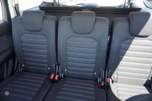 Pelēks Ford Galaxy 2017 Klaipėda, ar dzinēja tilpumu 2.00 L un nobraukumu 315 tūkst. km par 7900 €, foto 17 vietnē AUTOMOTO.COM.LV