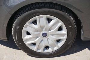 Pelēks Ford Galaxy 2017 Klaipėda, ar dzinēja tilpumu 2.00 L un nobraukumu 315 tūkst. km par 7900 €, foto 30 vietnē AUTOMOTO.COM.LV