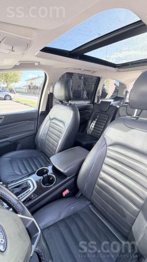 Grey Ford Galaxy 2017 in Riga, with an engine capacity of 2.00 L and mileage of 234 thousand km for 15500 €, photo 6 on AUTOMOTO.COM.LV