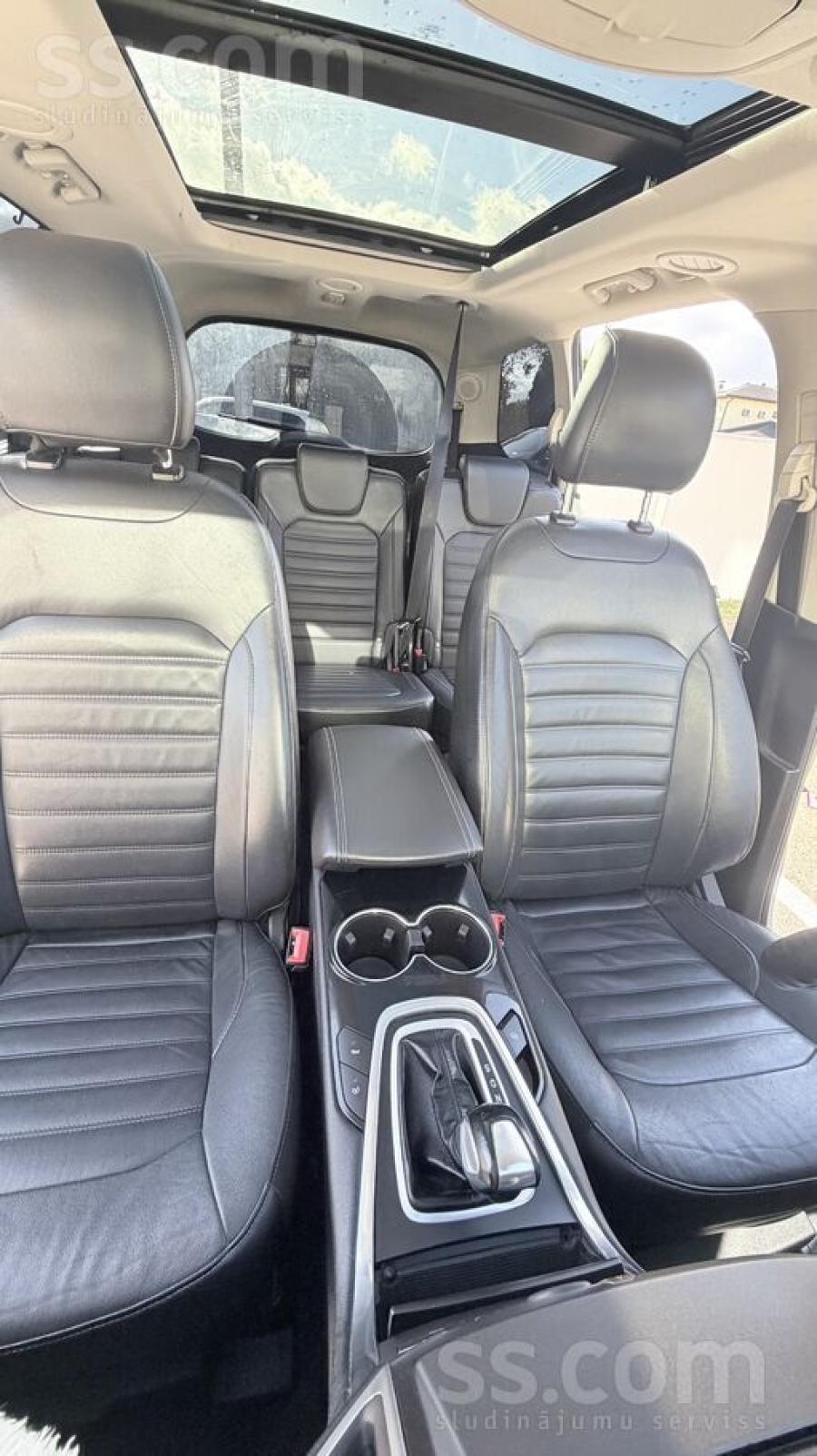 Grey Ford Galaxy 2017 in Riga, with an engine capacity of 2.00 L and mileage of 234 thousand km for 15500 €, photo 14 on AUTOMOTO.COM.LV