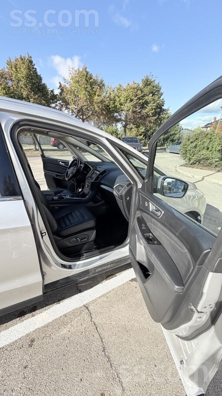 Grey Ford Galaxy 2017 in Riga, with an engine capacity of 2.00 L and mileage of 234 thousand km for 15500 €, photo 15 on AUTOMOTO.COM.LV