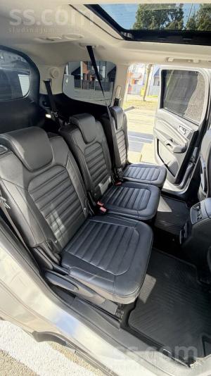 Grey Ford Galaxy 2017 in Riga, with an engine capacity of 2.00 L and mileage of 234 thousand km for 15500 €, photo 18 on AUTOMOTO.COM.LV