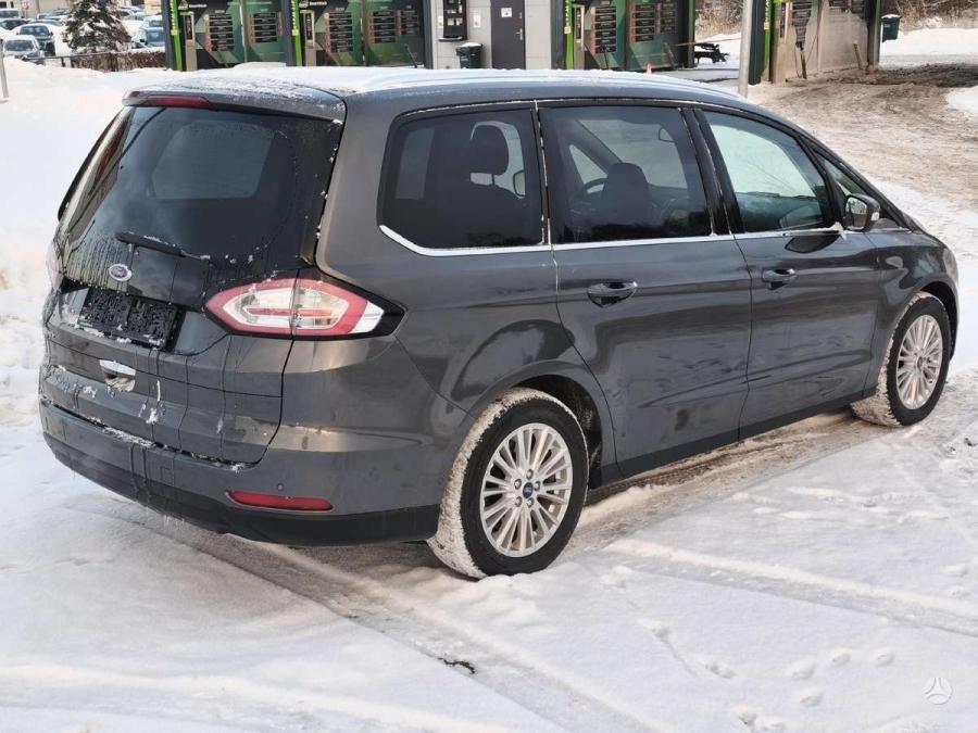 Grey Ford Galaxy 2018 in Utena, with an engine capacity of 2.00 L and mileage of 290 thousand km for 8900 €, photo 3 on AUTOMOTO.COM.LV