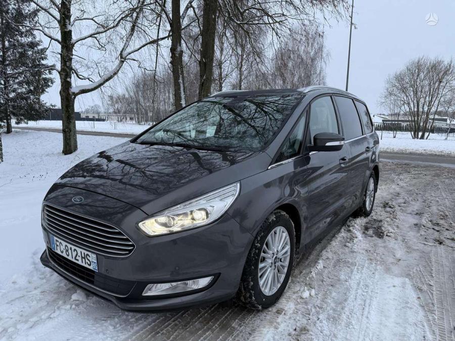 Grey Ford Galaxy 2018 in Taurage, with an engine capacity of 2.00 L and mileage of 220 thousand km for 11500 €, photo 4 on AUTOMOTO.COM.LV