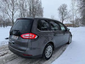 Grey Ford Galaxy 2018 in Taurage, with an engine capacity of 2.00 L and mileage of 220 thousand km for 11500 €, photo 7 on AUTOMOTO.COM.LV