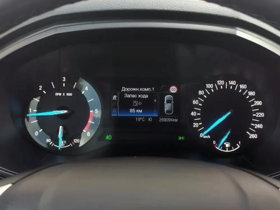 Pelēks Ford Galaxy 2018 Rīga, ar dzinēja tilpumu 2.00 L un nobraukumu 269 tūkst. km par 13890 €, foto 11 vietnē AUTOMOTO.COM.LV