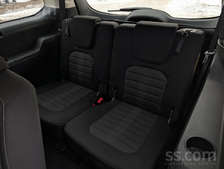 Pelēks Ford Galaxy 2019 Jūrmala, ar dzinēja tilpumu 2.00 L un nobraukumu 248 tūkst. km par 11250 €, foto 14 vietnē AUTOMOTO.COM.LV