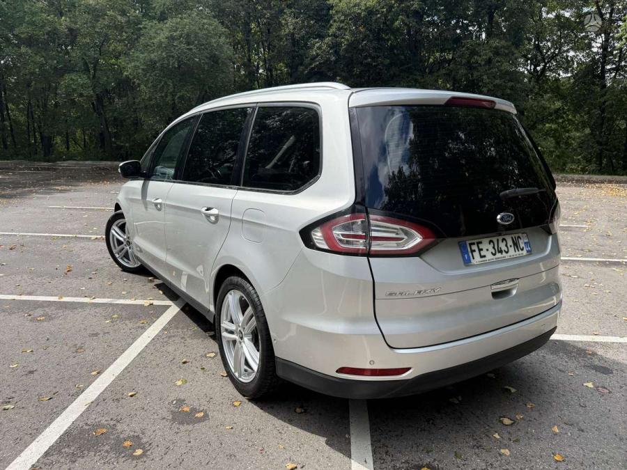 Grey Ford Galaxy 2019 in Kaunas, with an engine capacity of 2.00 L and mileage of 290 thousand km for 9900 €, photo 4 on AUTOMOTO.COM.LV