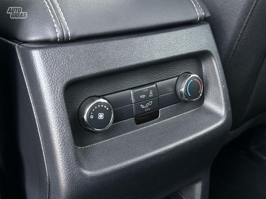 Pelēks Ford Galaxy 2021 Kauņa, ar dzinēja tilpumu 2.00 L un nobraukumu 99 tūkst. km par 18771 €, foto 13 vietnē AUTOMOTO.COM.LV