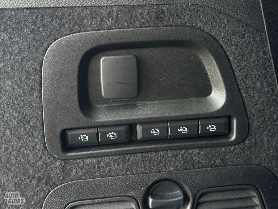 Pelēks Ford Galaxy 2021 Kauņa, ar dzinēja tilpumu 2.00 L un nobraukumu 99 tūkst. km par 18771 €, foto 16 vietnē AUTOMOTO.COM.LV