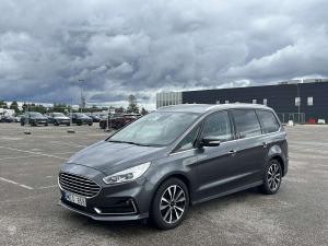 Grey Ford Galaxy 2021 in Vilnius, with an engine capacity of 2.00 L and mileage of 73 thousand km for 18700 €, photo  on AUTOMOTO.COM.LV