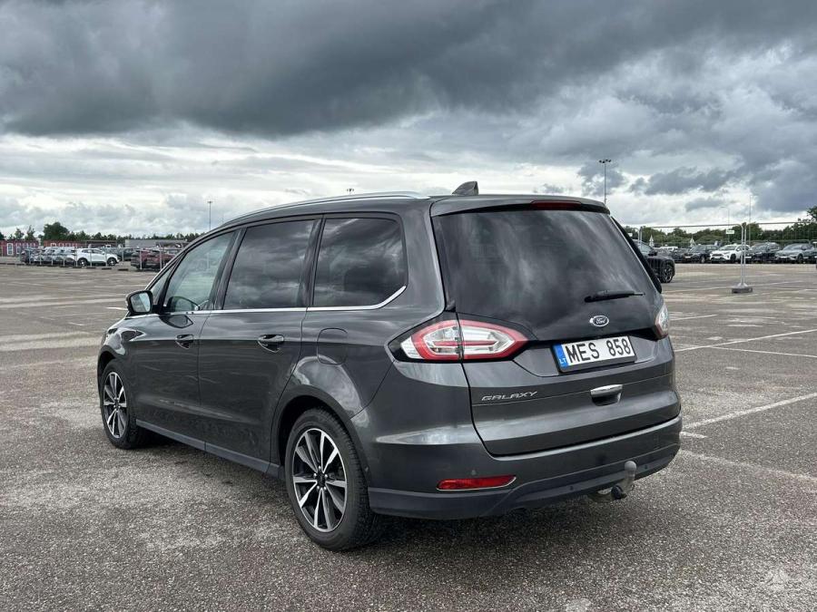 Grey Ford Galaxy 2021 in Vilnius, with an engine capacity of 2.00 L and mileage of 73 thousand km for 18700 €, photo 17 on AUTOMOTO.COM.LV