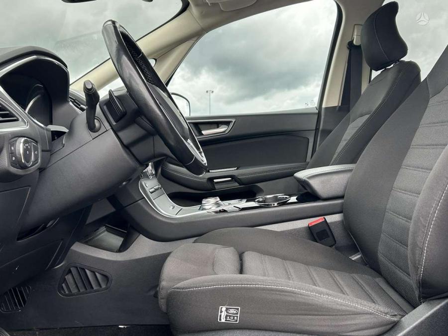 Grey Ford Galaxy 2021 in Vilnius, with an engine capacity of 2.00 L and mileage of 73 thousand km for 18700 €, photo 25 on AUTOMOTO.COM.LV