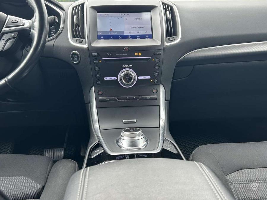 Grey Ford Galaxy 2021 in Vilnius, with an engine capacity of 2.00 L and mileage of 73 thousand km for 18700 €, photo 34 on AUTOMOTO.COM.LV