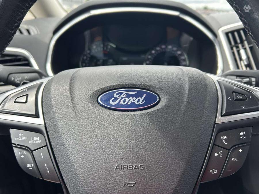 Grey Ford Galaxy 2021 in Vilnius, with an engine capacity of 2.00 L and mileage of 73 thousand km for 18700 €, photo 50 on AUTOMOTO.COM.LV