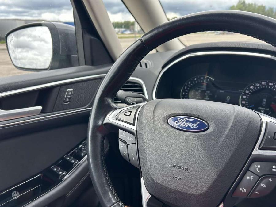 Grey Ford Galaxy 2021 in Vilnius, with an engine capacity of 2.00 L and mileage of 73 thousand km for 18700 €, photo 51 on AUTOMOTO.COM.LV