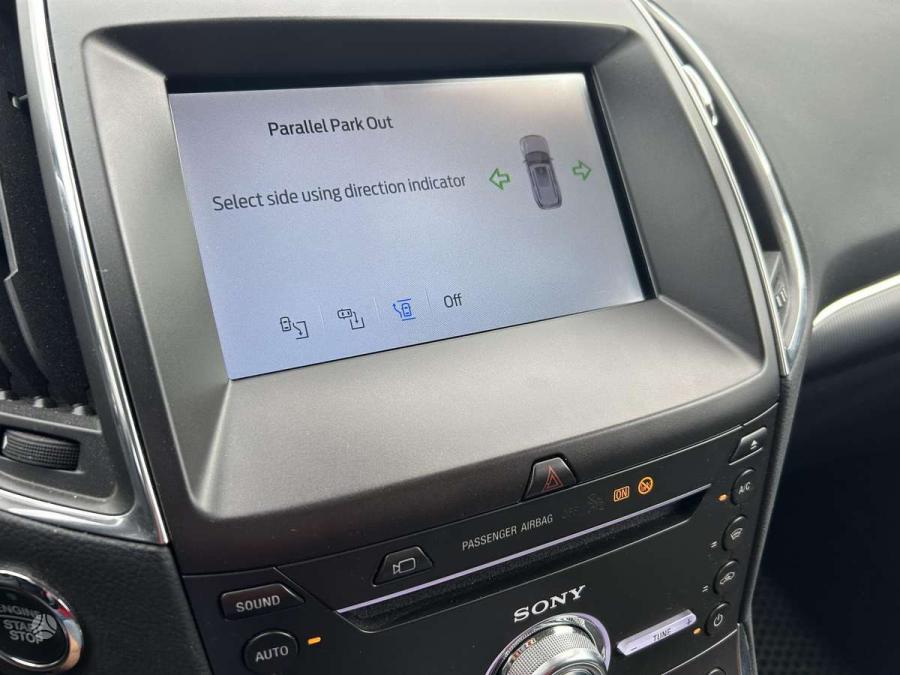 Grey Ford Galaxy 2021 in Vilnius, with an engine capacity of 2.00 L and mileage of 73 thousand km for 18700 €, photo 57 on AUTOMOTO.COM.LV