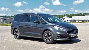 Grey Ford Galaxy 2021 in Vilnius, with an engine capacity of 2.00 L and mileage of 73 thousand km for 18700 €, photo 3 on AUTOMOTO.COM.LV
