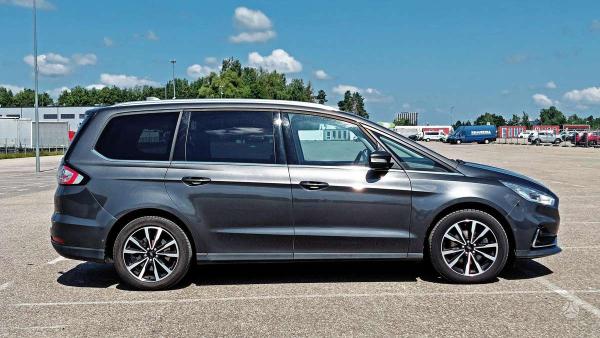 Grey Ford Galaxy 2021 in Vilnius, with an engine capacity of 2.00 L and mileage of 73 thousand km for 18700 €, photo 9 on AUTOMOTO.COM.LV