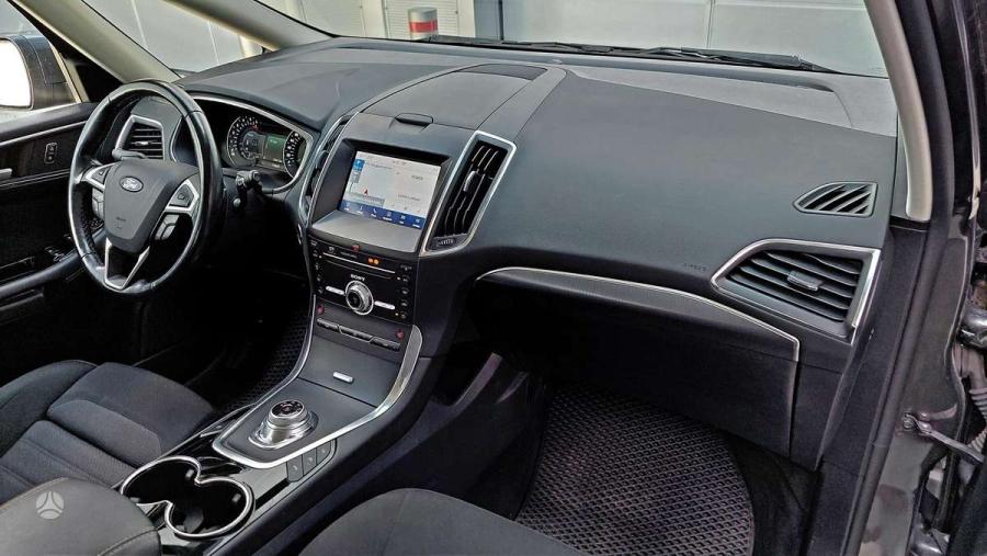 Grey Ford Galaxy 2021 in Vilnius, with an engine capacity of 2.00 L and mileage of 73 thousand km for 18700 €, photo 17 on AUTOMOTO.COM.LV