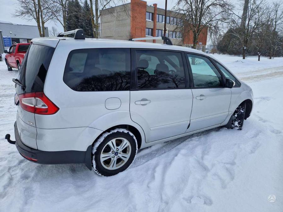 Grey Ford Galaxy 2010 in Silute, with an engine capacity of 2.00 L and mileage of 250 thousand km for 4500 €, photo 3 on AUTOMOTO.COM.LV