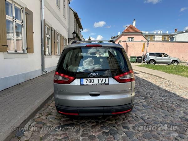 Grey Ford Galaxy 2007 in Tartu, with an engine capacity of 2.00 L and mileage of 316 thousand km for 2999 €, photo 6 on AUTOMOTO.COM.LV