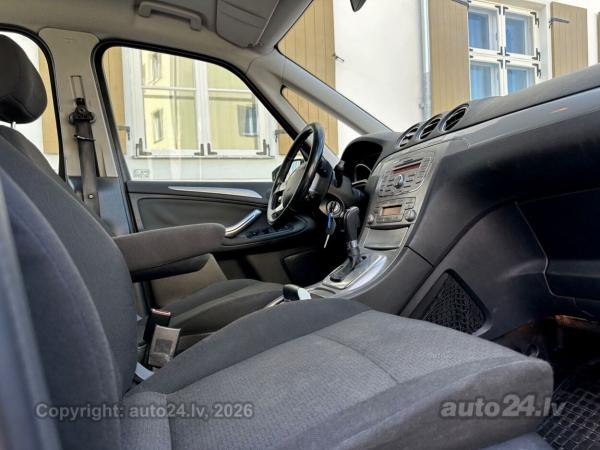 Grey Ford Galaxy 2007 in Tartu, with an engine capacity of 2.00 L and mileage of 316 thousand km for 2999 €, photo 8 on AUTOMOTO.COM.LV