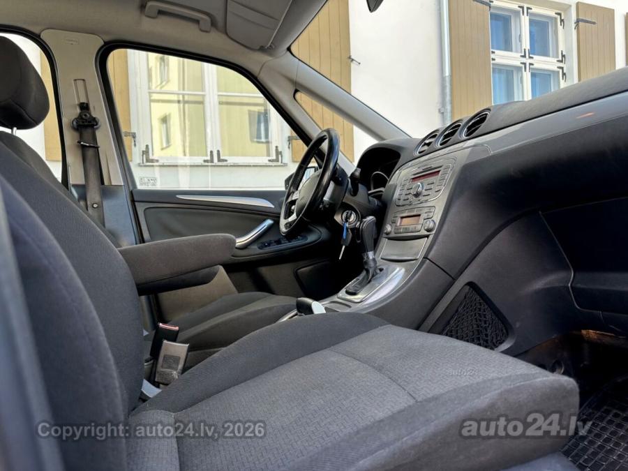 Pelēks Ford Galaxy 2007 Tartu, ar dzinēja tilpumu 2.00 L un nobraukumu 316 tūkst. km par 2999 €, foto 9 vietnē AUTOMOTO.COM.LV
