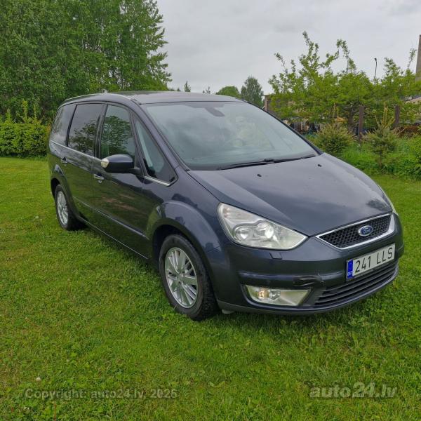 Pelēks Ford Galaxy 2007 Tallina, ar dzinēja tilpumu 2.00 L un nobraukumu 306 tūkst. km par 3490 €, foto 1 vietnē AUTOMOTO.COM.LV