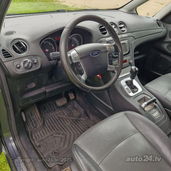 Pelēks Ford Galaxy 2007 Tallina, ar dzinēja tilpumu 2.00 L un nobraukumu 306 tūkst. km par 3490 €, foto 8 vietnē AUTOMOTO.COM.LV