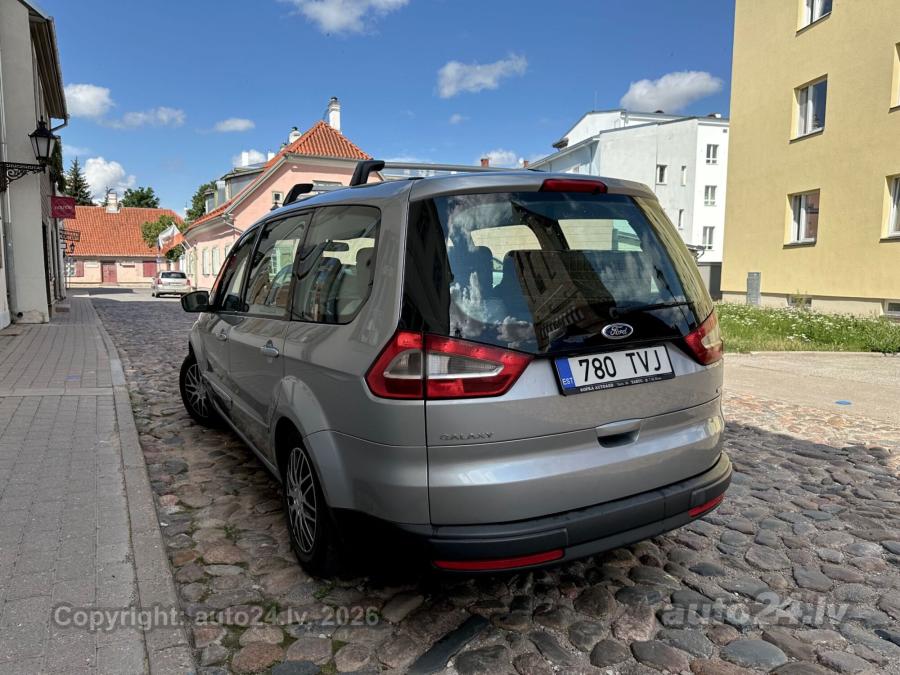 Pelēks Ford Galaxy 2007 Tartu, ar dzinēja tilpumu 2.00 L un nobraukumu 316 tūkst. km par 2799 €, foto 3 vietnē AUTOMOTO.COM.LV