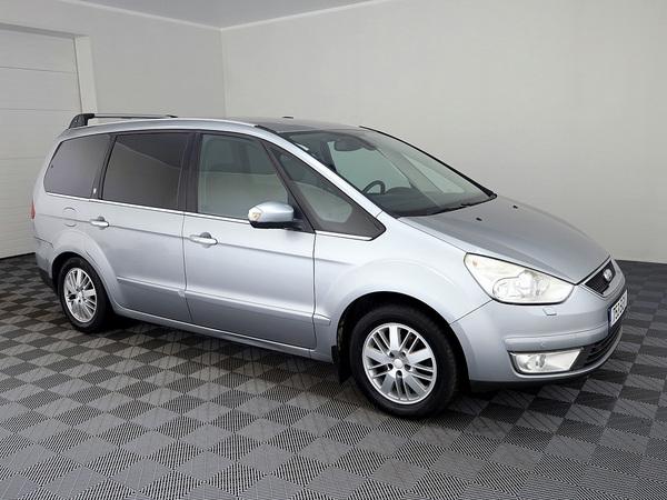 Pelēks Ford Galaxy 2007 Tallina, ar dzinēja tilpumu 2.00 L un nobraukumu 299 tūkst. km par 2099 €, foto 1 vietnē AUTOMOTO.COM.LV