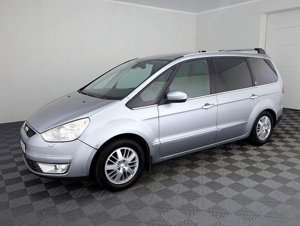 Pelēks Ford Galaxy 2007 Tallina, ar dzinēja tilpumu 2.00 L un nobraukumu 299 tūkst. km par 2099 €, foto 2 vietnē AUTOMOTO.COM.LV