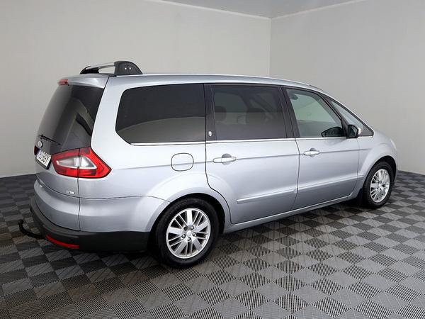 Pelēks Ford Galaxy 2007 Tallina, ar dzinēja tilpumu 2.00 L un nobraukumu 299 tūkst. km par 2099 €, foto 3 vietnē AUTOMOTO.COM.LV