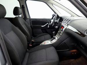 Pelēks Ford Galaxy 2007 Tallina, ar dzinēja tilpumu 2.00 L un nobraukumu 299 tūkst. km par 2099 €, foto 7 vietnē AUTOMOTO.COM.LV
