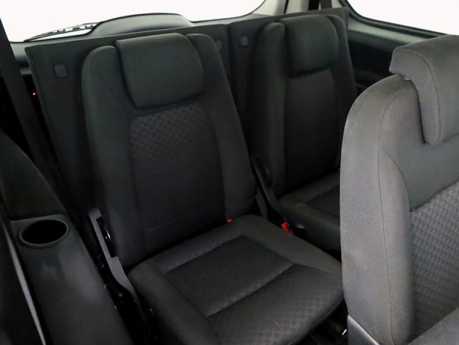 Pelēks Ford Galaxy 2007 Tallina, ar dzinēja tilpumu 2.00 L un nobraukumu 299 tūkst. km par 2099 €, foto 9 vietnē AUTOMOTO.COM.LV