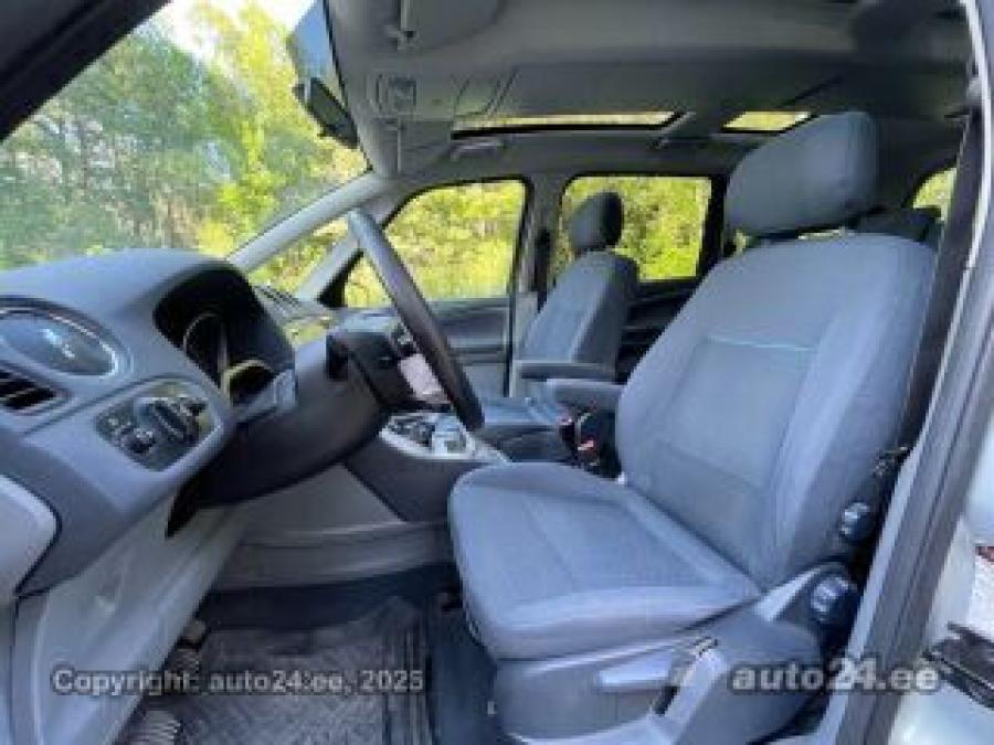 Grey Ford Galaxy 2008 in Kardla, with an engine capacity of 1.80 L and mileage of 286 thousand km for 1800 €, photo 6 on AUTOMOTO.COM.LV