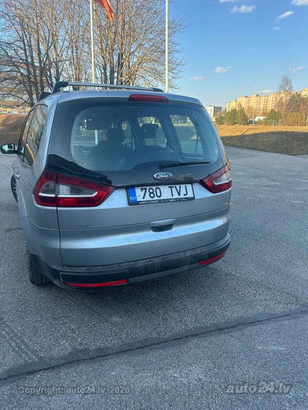 Pelēks Ford Galaxy 2008 Tartu, ar dzinēja tilpumu 2.00 L un nobraukumu 316 tūkst. km par 2500 €, foto 2 vietnē AUTOMOTO.COM.LV
