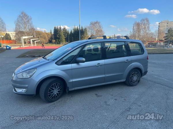 Pelēks Ford Galaxy 2008 Tartu, ar dzinēja tilpumu 2.00 L un nobraukumu 316 tūkst. km par 2500 €, foto 3 vietnē AUTOMOTO.COM.LV
