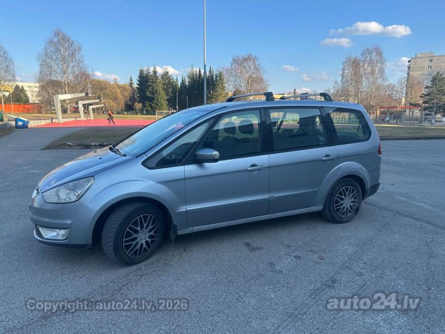 Grey Ford Galaxy 2008 in Tartu, with an engine capacity of 2.00 L and mileage of 316 thousand km for 2500 €, photo 3 on AUTOMOTO.COM.LV