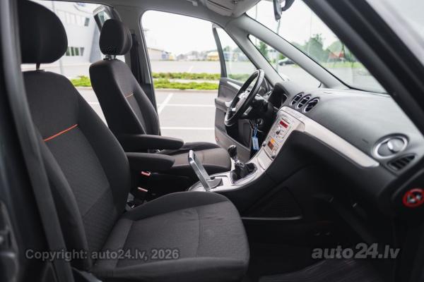 Grey Ford Galaxy 2008 in Tallinn, with an engine capacity of 2.00 L and mileage of 0 thousand km for 2599 €, photo 9 on AUTOMOTO.COM.LV