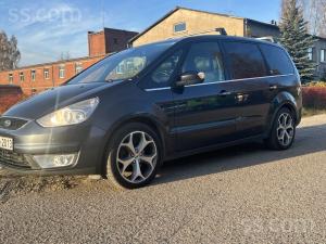 Pelēks Ford Galaxy 2009 Cēsis, ar dzinēja tilpumu 2.00 L un nobraukumu 350 tūkst. km par 3700 €, foto 1 vietnē AUTOMOTO.COM.LV