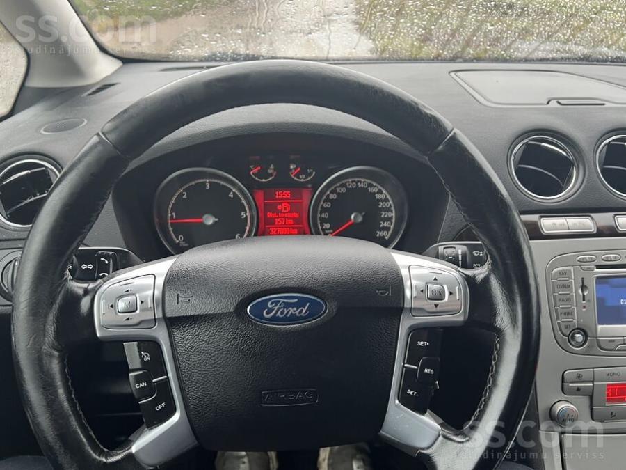 Pelēks Ford Galaxy 2009 Cēsis, ar dzinēja tilpumu 2.00 L un nobraukumu 350 tūkst. km par 3700 €, foto 9 vietnē AUTOMOTO.COM.LV