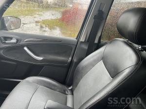 Pelēks Ford Galaxy 2009 Cēsis, ar dzinēja tilpumu 2.00 L un nobraukumu 350 tūkst. km par 3700 €, foto 10 vietnē AUTOMOTO.COM.LV