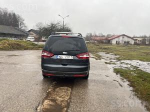 Pelēks Ford Galaxy 2009 Cēsis, ar dzinēja tilpumu 2.00 L un nobraukumu 350 tūkst. km par 3700 €, foto 16 vietnē AUTOMOTO.COM.LV