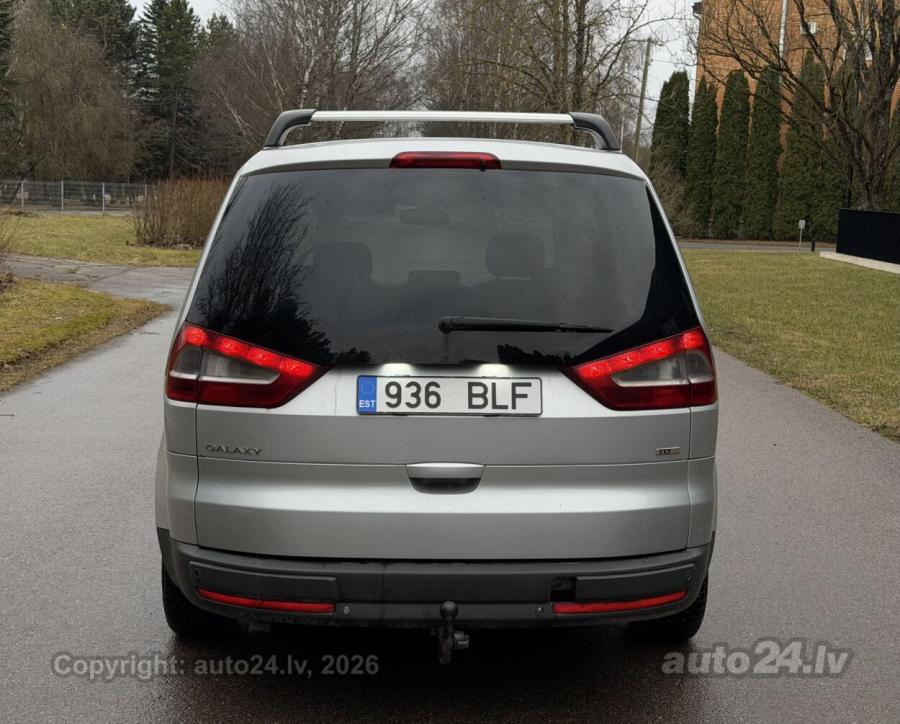Grey Ford Galaxy 2009 in Tartu, with an engine capacity of 2.00 L and mileage of 398 thousand km for 2499 €, photo 5 on AUTOMOTO.COM.LV